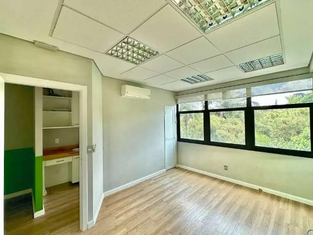 Conj. Comercial / Sala para Venda em Cotia/SP Granja Viana