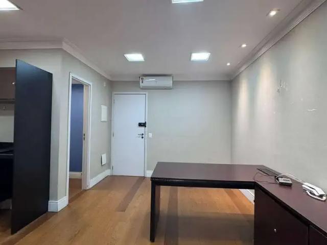 Conj. Comercial / Sala para Venda em Cotia/SP Granja Viana
