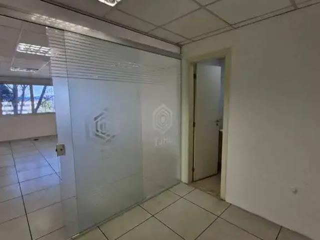 Conj. Comercial / Sala para Venda em Cotia/SP Lageadinho
