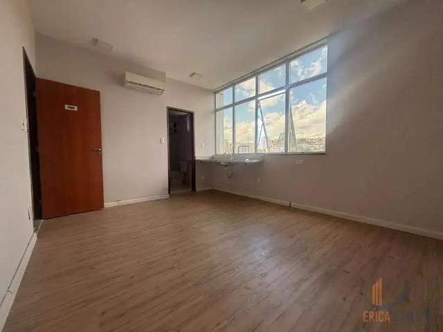 Conj. Comercial / Sala para Venda em Conselheiro Lafaiete/MG Centro