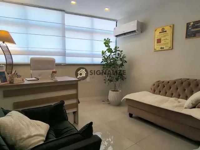 Conj. Comercial / Sala para Venda em Cabo Frio/RJ Passagem