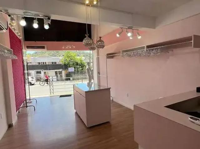 Conj. Comercial / Sala para Venda em Camboriú/SC Monte Alegre