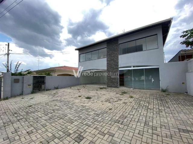 Conj. Comercial / Sala para Venda em Campinas/SP Jardim Aurélia 8 Quartos