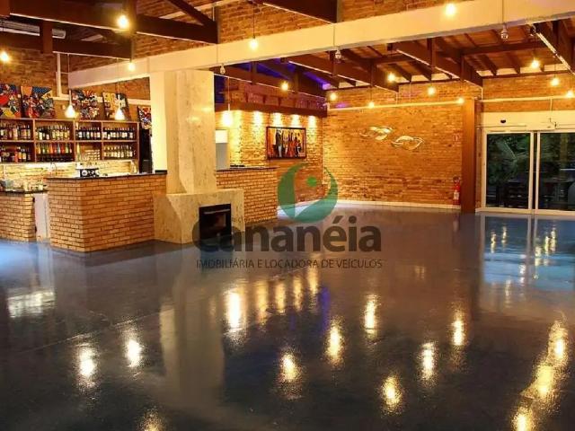 Conj. Comercial / Sala para Venda em Cananéia/SP Centro