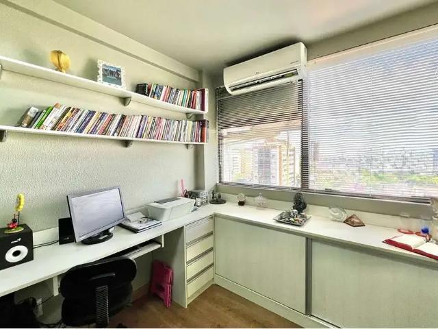 Conj. Comercial / Sala para Venda em Canoas/RS Centro