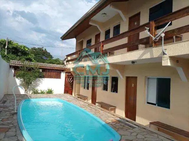 Conj. Comercial / Sala para Venda em Caraguatatuba/SP Martim de Sá 8 Quartos