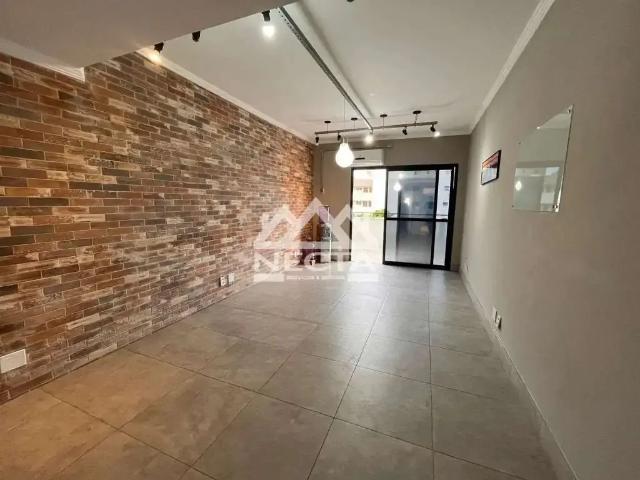 Conj. Comercial / Sala para Venda em Caraguatatuba/SP Centro