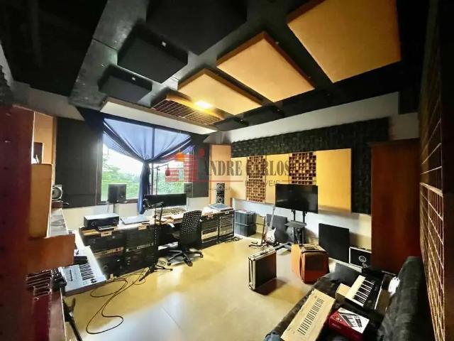 Conj. Comercial / Sala para Venda em Carapicuíba/SP Chácara São João