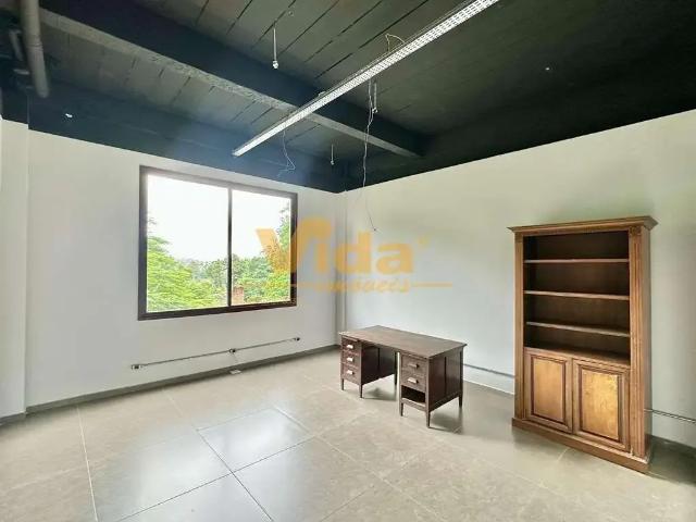 Conj. Comercial / Sala para Venda em Carapicuíba/SP Chácara São João