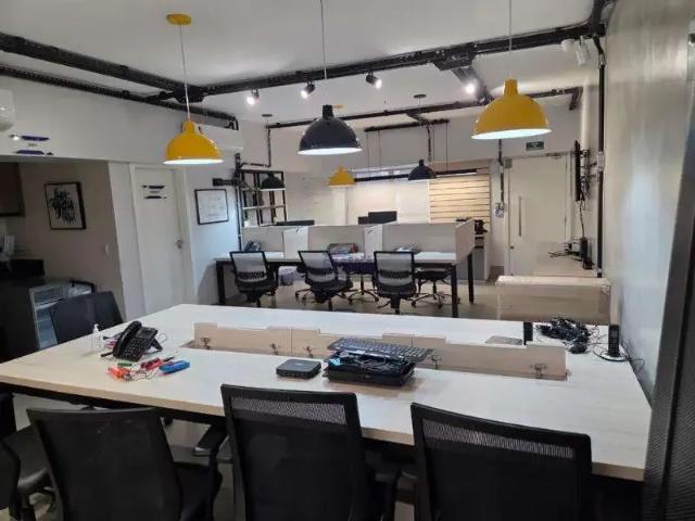 Conj. Comercial / Sala para Venda em Cuiabá/MT Goiabeiras 1 Quartos