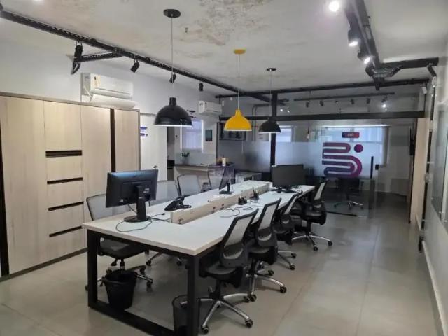 Conj. Comercial / Sala para Venda em Cuiabá/MT Goiabeiras 1 Quartos