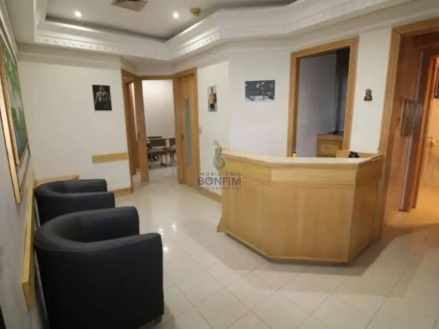 Conj. Comercial / Sala para Venda em Curitiba/PR Batel 1 Quartos