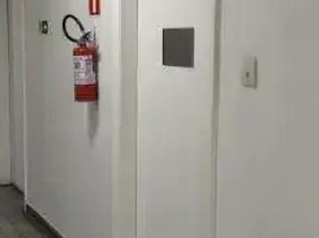 Conj. Comercial / Sala para Venda em Curitiba/PR Centro 1 Quartos