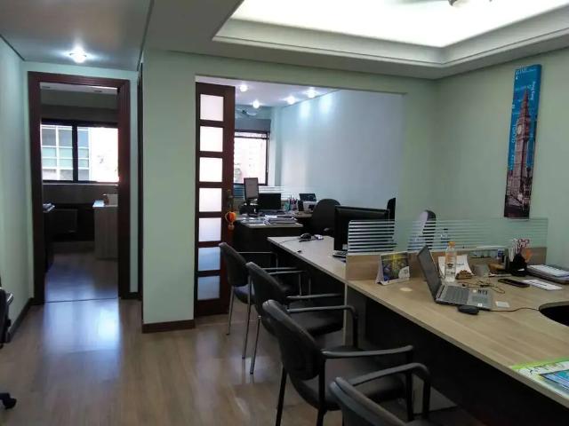 Conj. Comercial / Sala para Venda em Curitiba/PR Centro
