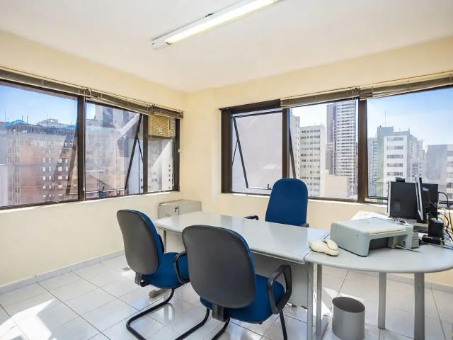 Conj. Comercial / Sala para Venda em Curitiba/PR Centro