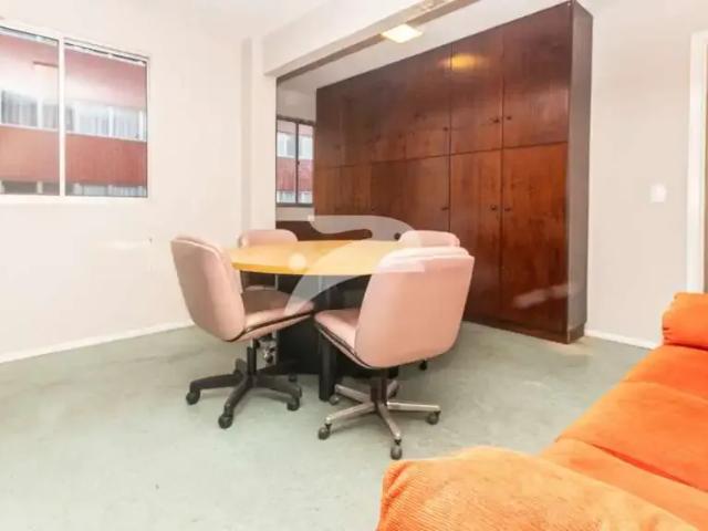 Conj. Comercial / Sala para Venda em Curitiba/PR Centro