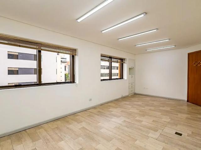Conj. Comercial / Sala para Venda em Curitiba/PR Centro