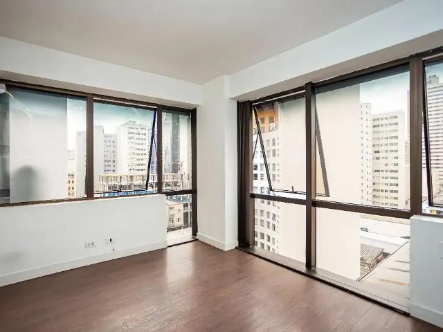 Conj. Comercial / Sala para Venda em Curitiba/PR Centro