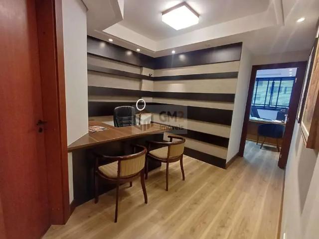 Conj. Comercial / Sala para Venda em Curitiba/PR Centro