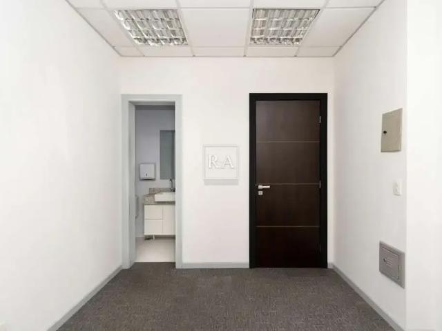 Conj. Comercial / Sala para Venda em Curitiba/PR Centro