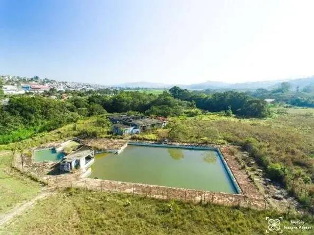 Conj. Comercial / Sala para Venda em Bom Jesus dos Perdões/SP Distrito Industrial