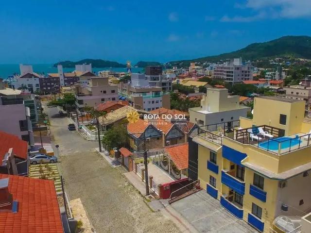 Conj. Comercial / Sala para Venda em Bombinhas/SC Centro 14 Quartos