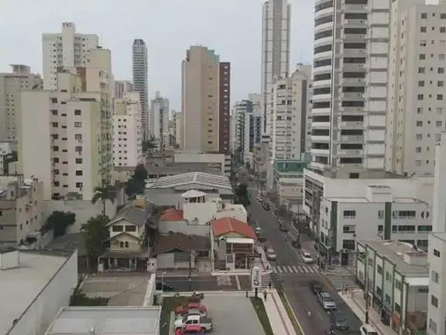 Conj. Comercial / Sala para Venda em Balneário Camboriú/SC Centro