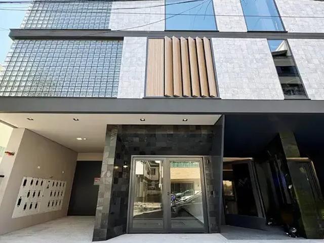 Conj. Comercial / Sala para Venda em Balneário Camboriú/SC Centro