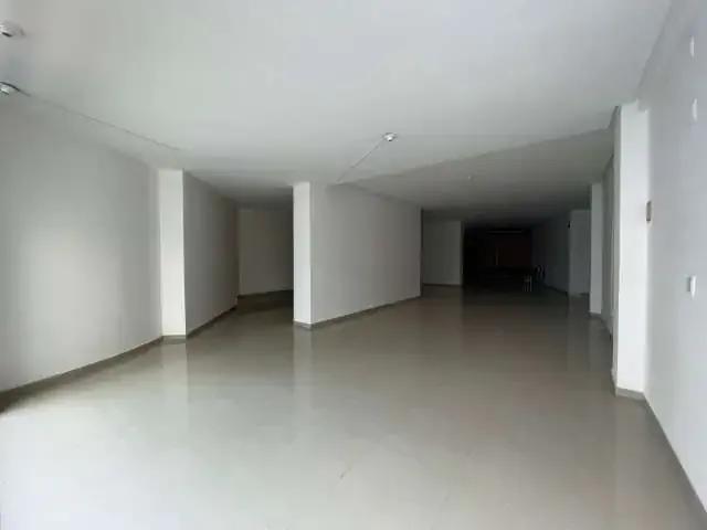 Conj. Comercial / Sala para Venda em Balneário Camboriú/SC Centro