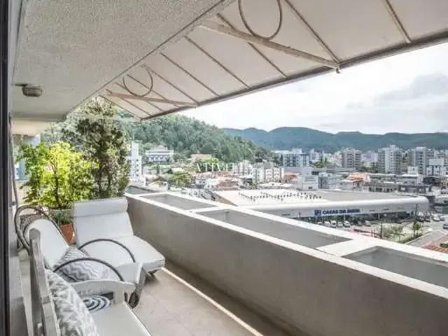 Conj. Comercial / Sala para Venda em Balneário Camboriú/SC Centro 2 Quartos