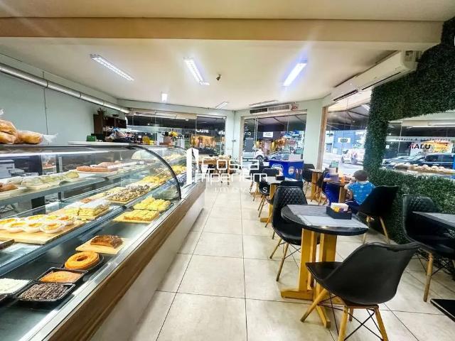 Conj. Comercial / Sala para Venda em Balneário Camboriú/SC Centro 2 Quartos