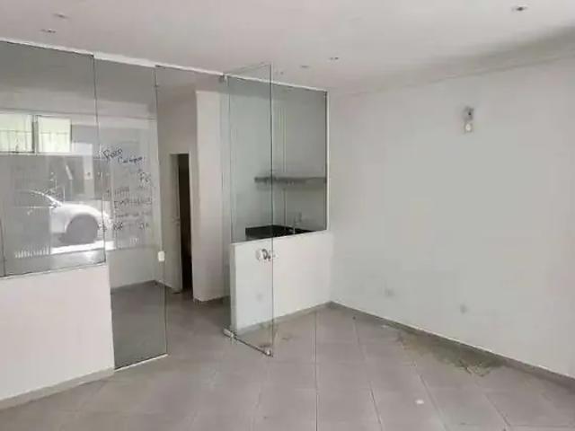 Conj. Comercial / Sala para Venda em Balneário Camboriú/SC Centro