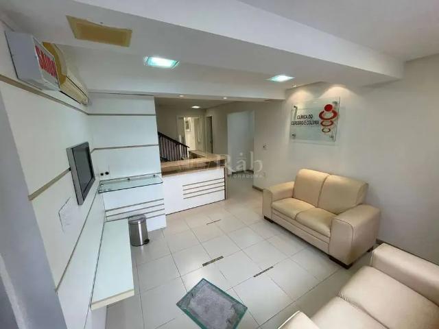 Conj. Comercial / Sala para Venda em Balneário Camboriú/SC Centro