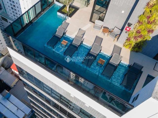 Conj. Comercial / Sala para Venda em Balneário Camboriú/SC Centro
