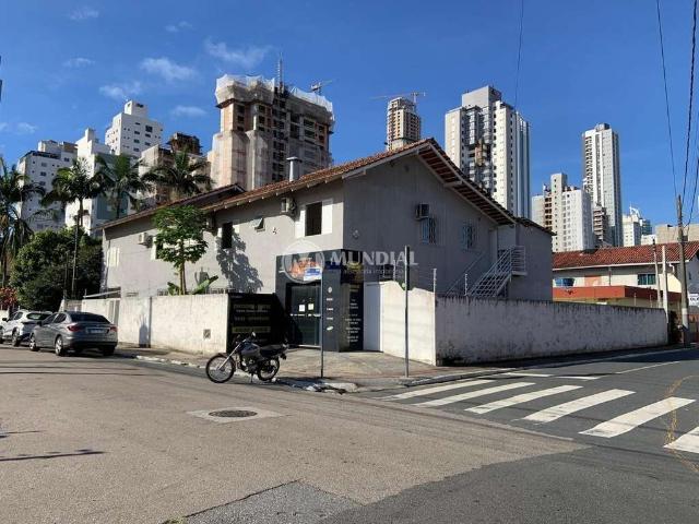 Conj. Comercial / Sala para Venda em Balneário Camboriú/SC Centro