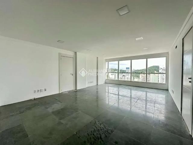 Conj. Comercial / Sala para Venda em Balneário Camboriú/SC Pioneiros