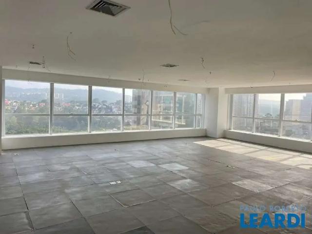 Conj. Comercial / Sala para Venda em Barueri/SP Alphaville