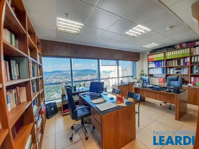 Conj. Comercial / Sala para Venda em Barueri/SP Alphaville