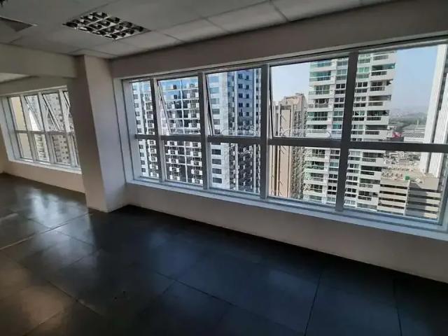 Conj. Comercial / Sala para Venda em Barueri/SP Alphaville Centro Industrial e Empresarial/Alphaville