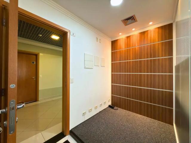 Conj. Comercial / Sala para Venda em Barueri/SP Tamboré