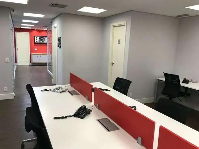 Conj. Comercial / Sala para Venda em Barueri/SP Tamboré