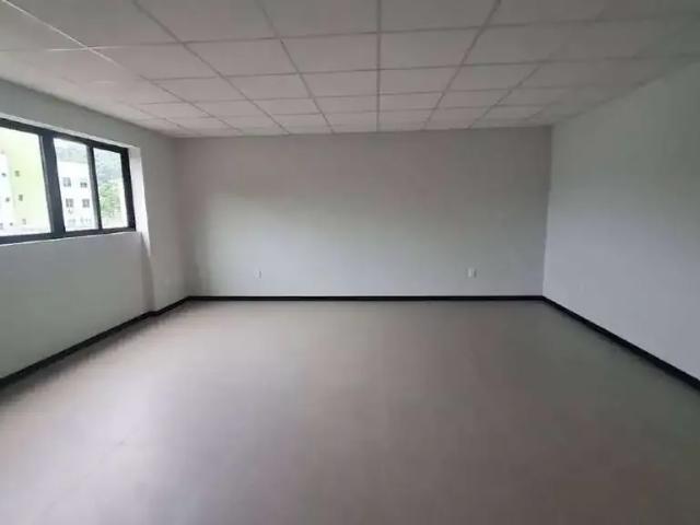 Conj. Comercial / Sala para Venda em Blumenau/SC Ponta Aguda