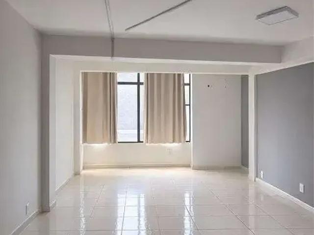 Conj. Comercial / Sala para Venda em Governador Valadares/MG Centro