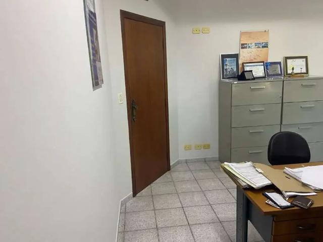 Conj. Comercial / Sala para Venda em Guarujá/SP Centro