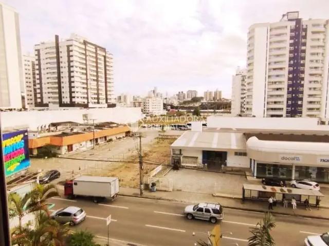 Conj. Comercial / Sala para Venda em Florianópolis/SC Canto
