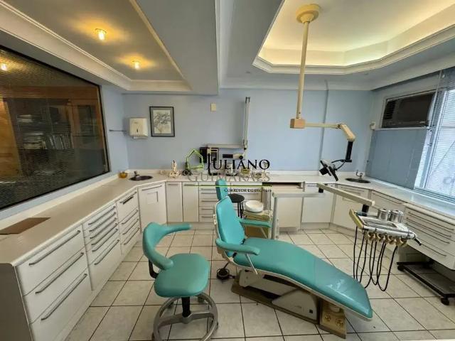 Conj. Comercial / Sala para Venda em Florianópolis/SC Centro