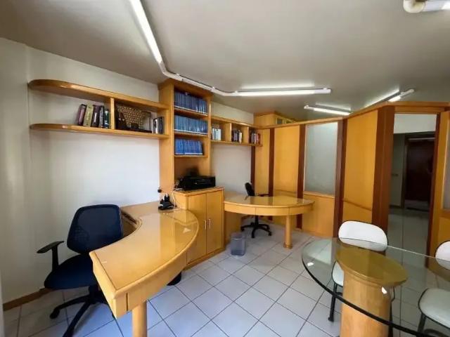 Conj. Comercial / Sala para Venda em Florianópolis/SC Centro