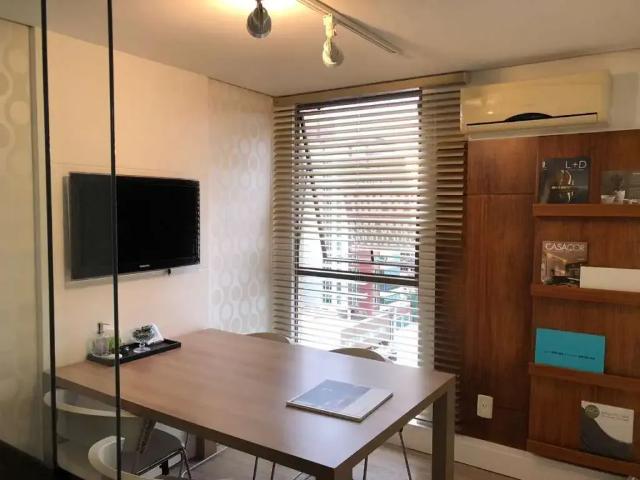 Conj. Comercial / Sala para Venda em Florianópolis/SC Centro