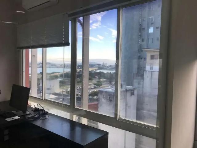 Conj. Comercial / Sala para Venda em Florianópolis/SC Centro