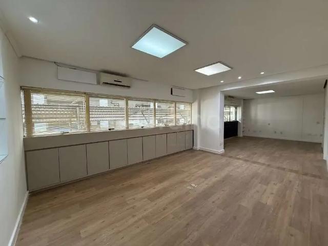 Conj. Comercial / Sala para Venda em Florianópolis/SC Centro